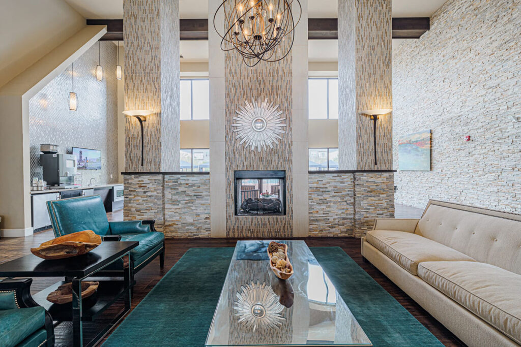 Echelon at 99 Apartments - The Garrett Companies
